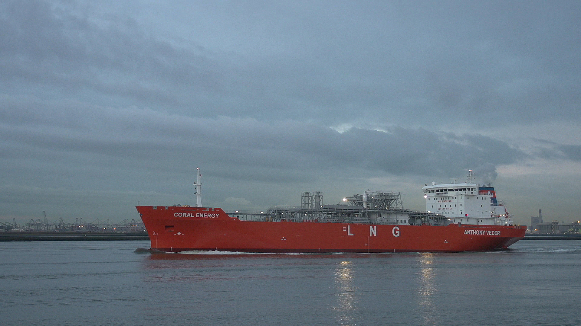 LNG Tanker CORAL ENERGY completed